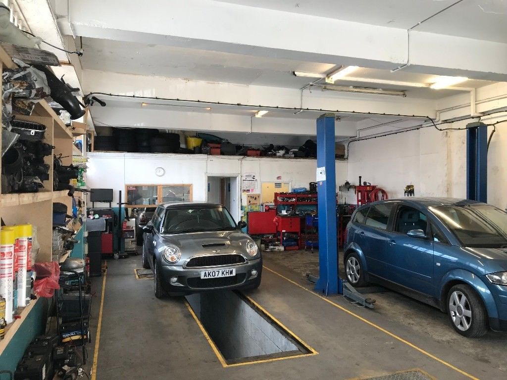 REPAIRS & SERVICING GARAGE, MOT STATION, FOR SALE | Quick Market